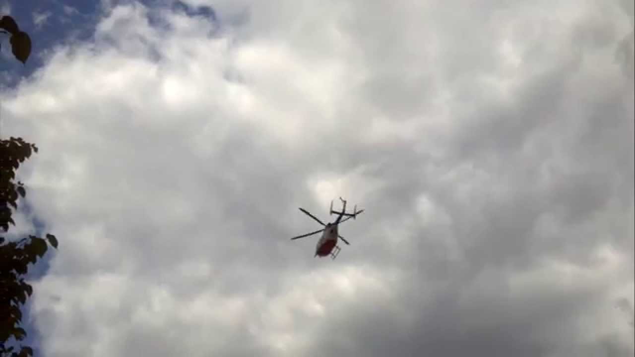 Flight for Life Helicopter Landing at Froedtert Hospital - YouTube