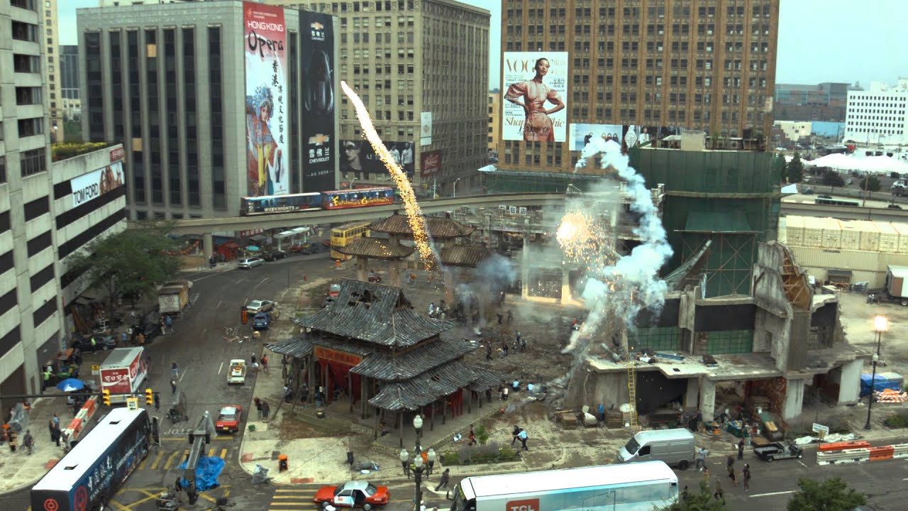 Transformers 4 Detroit Shoot - Wedding party / People Mover Scene - YouTube