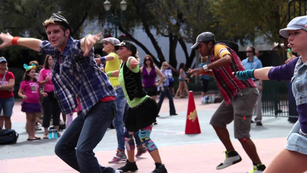 Shake it up Disney Channel on Hollywood Studios - YouTube