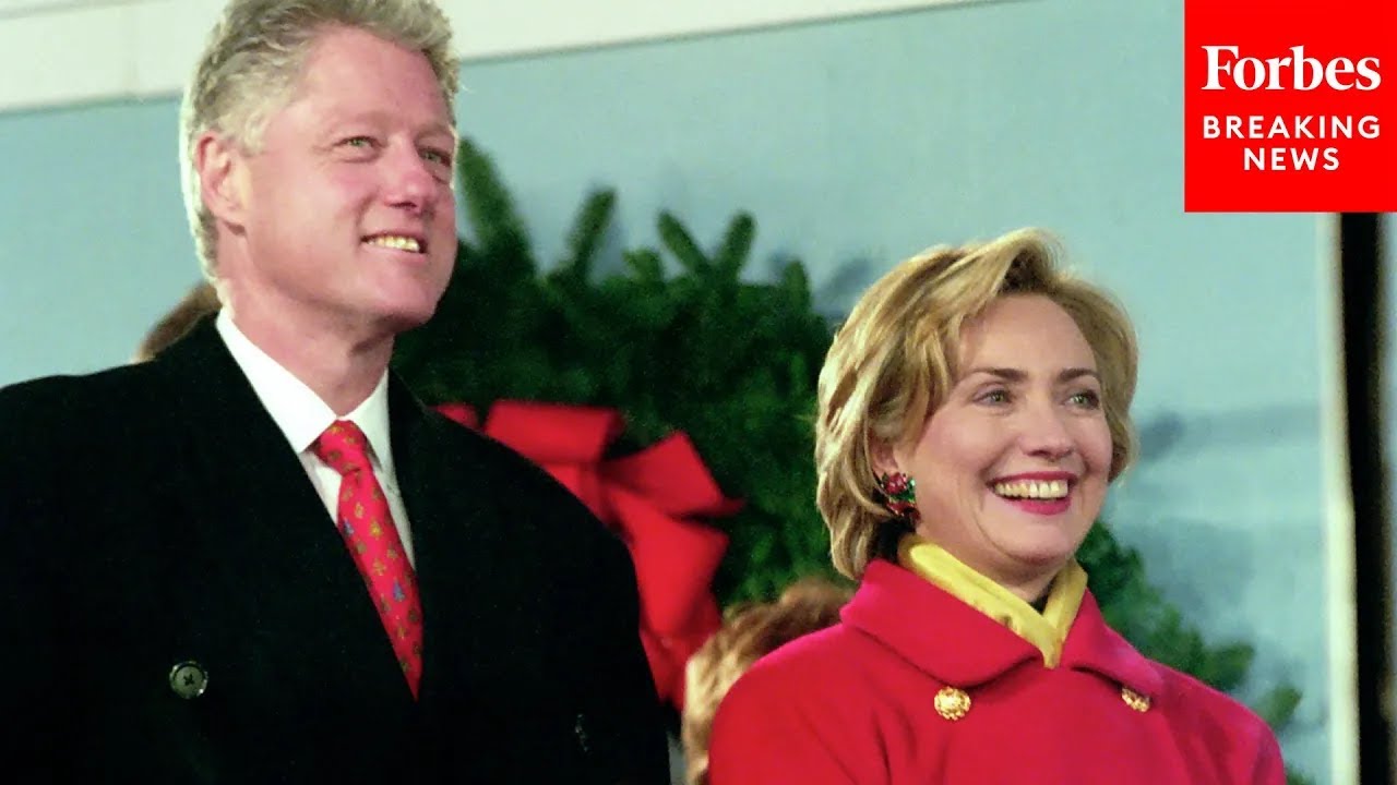 FLASHBACK: Take A Look At President Clinton Celebrating Christmas ...