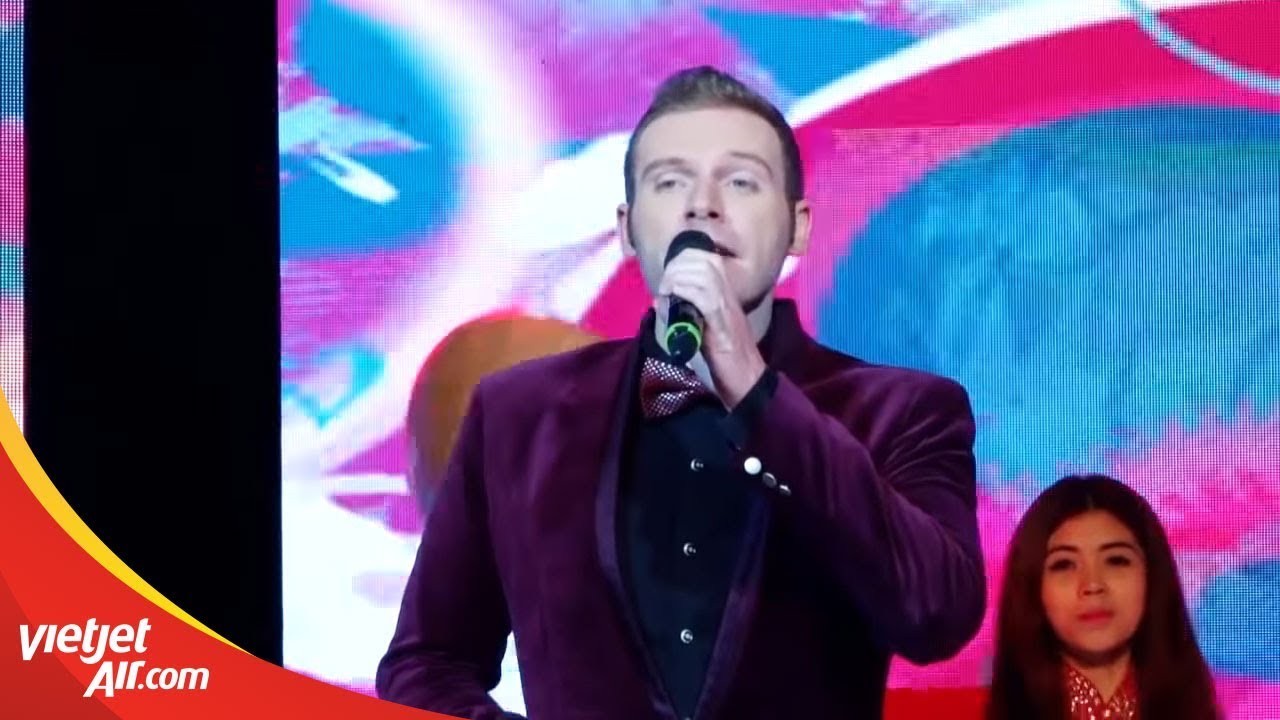 Xin chào Việt Nam - Kyo York - YouTube