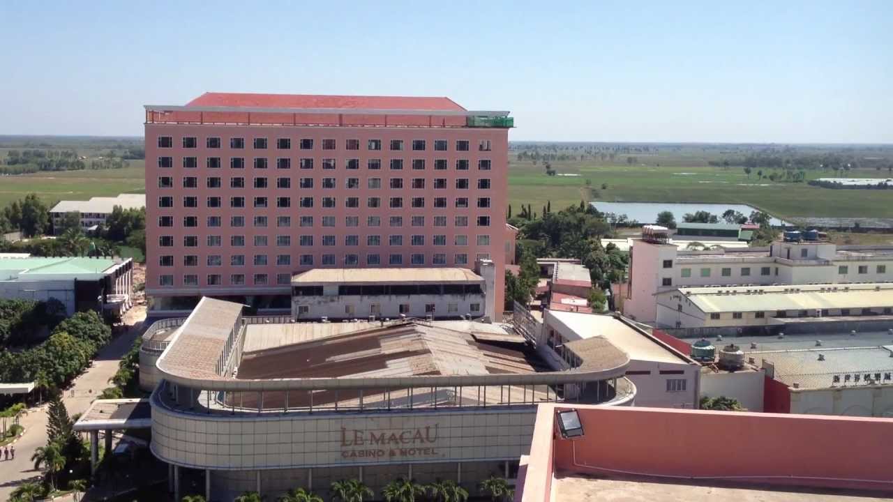 Bavet, Cambodia-Vietnam Border, 2012 - YouTube
