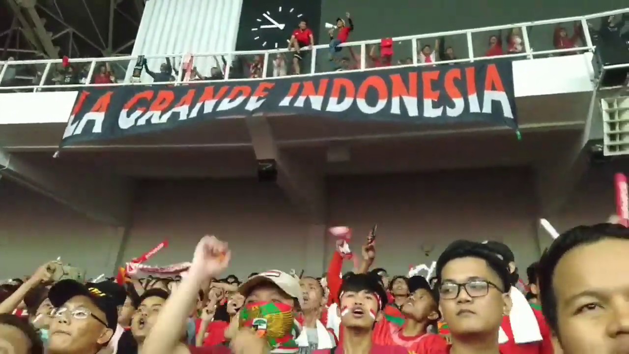 Aksi Ultras Supporter Indonesia [LA GRANDE INDONESIA] - #44 - YouTube