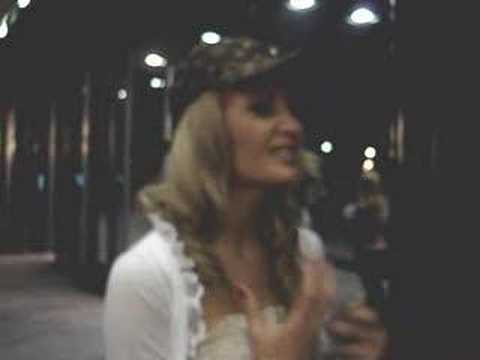 MELINA PITRA MANO A MANO