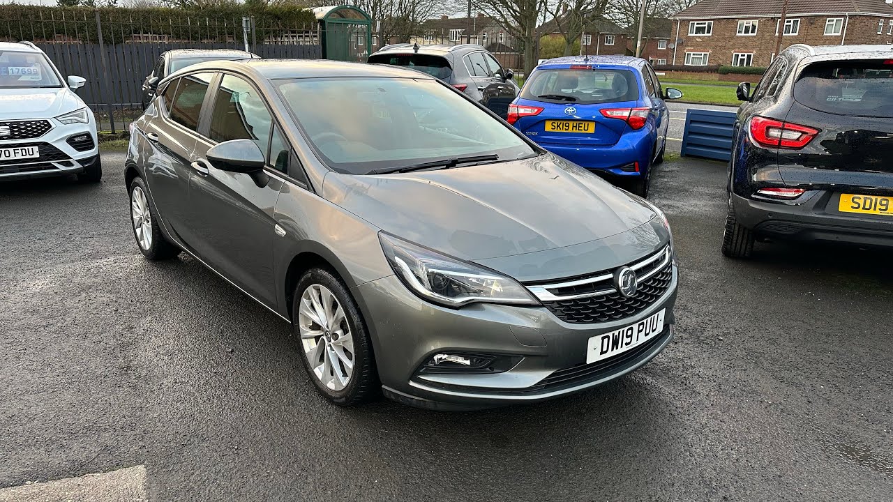 Vauxhall Astra 1.0 Tech Line Nav 2019/19 £9,999 - YouTube