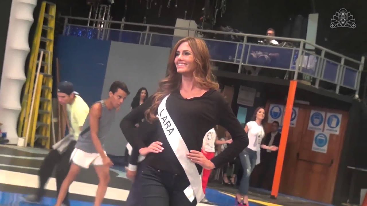 Maria Laura Verde Actividades en el Miss Venezuela 2013 - YouTube