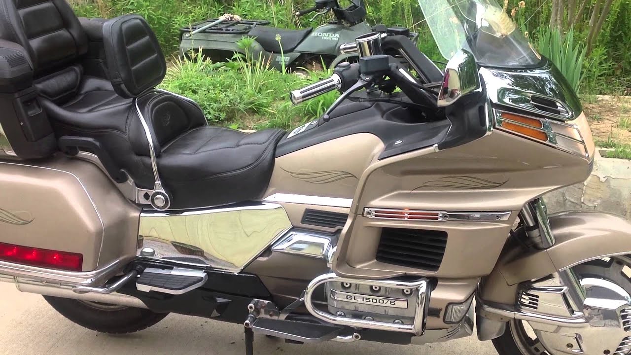 1988 goldwing SE start up walk round - YouTube