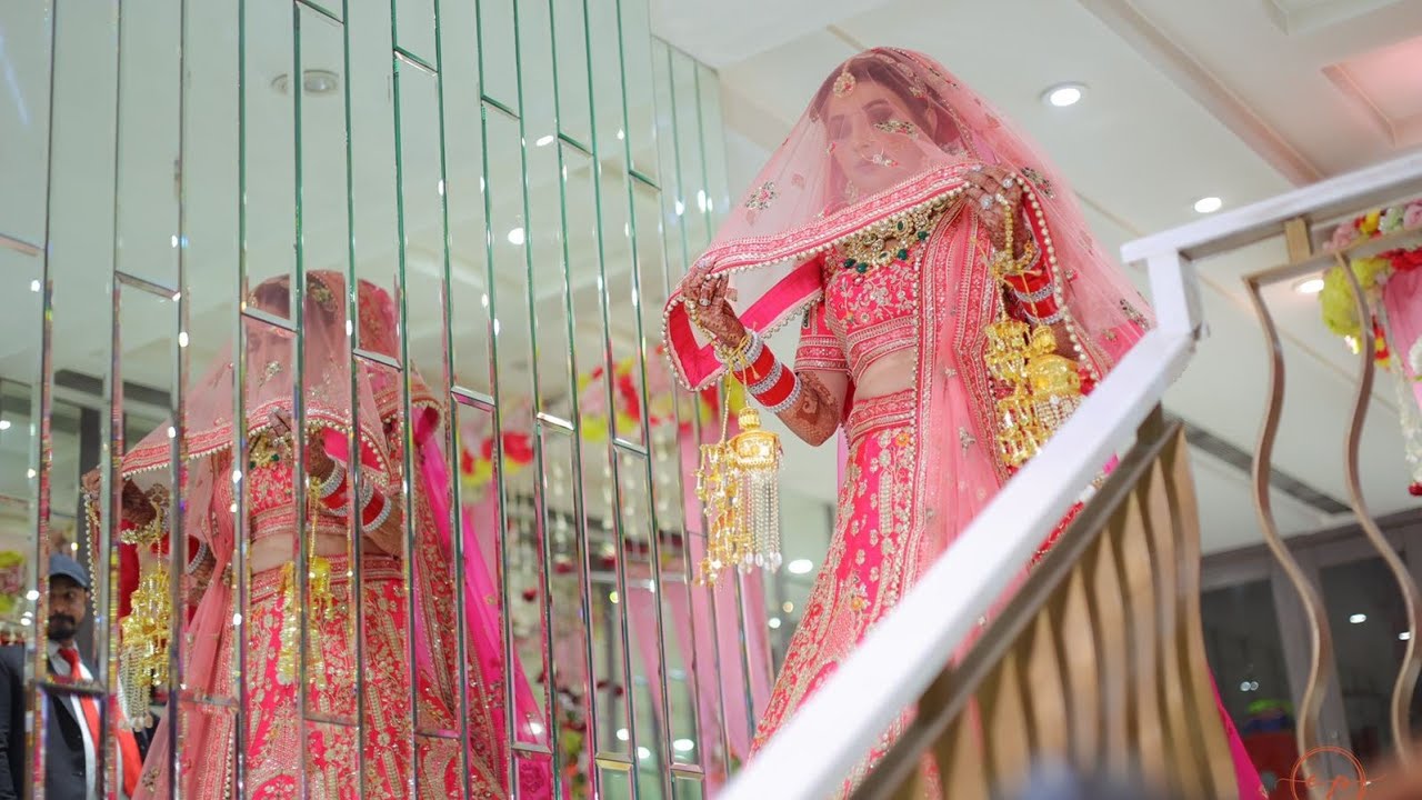 Shweta ️ Ashu 👫 Wedding Part 3 (Bride Dance Entry) #ashweta ️ # ...