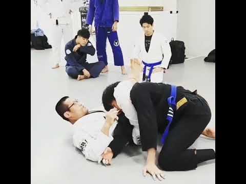BJJ: Back Mount - Triangle - YouTube