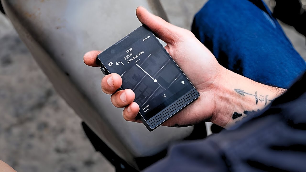 Why the Light Phone 3 Is the Best Phone You’ll NEVER Use! - YouTube