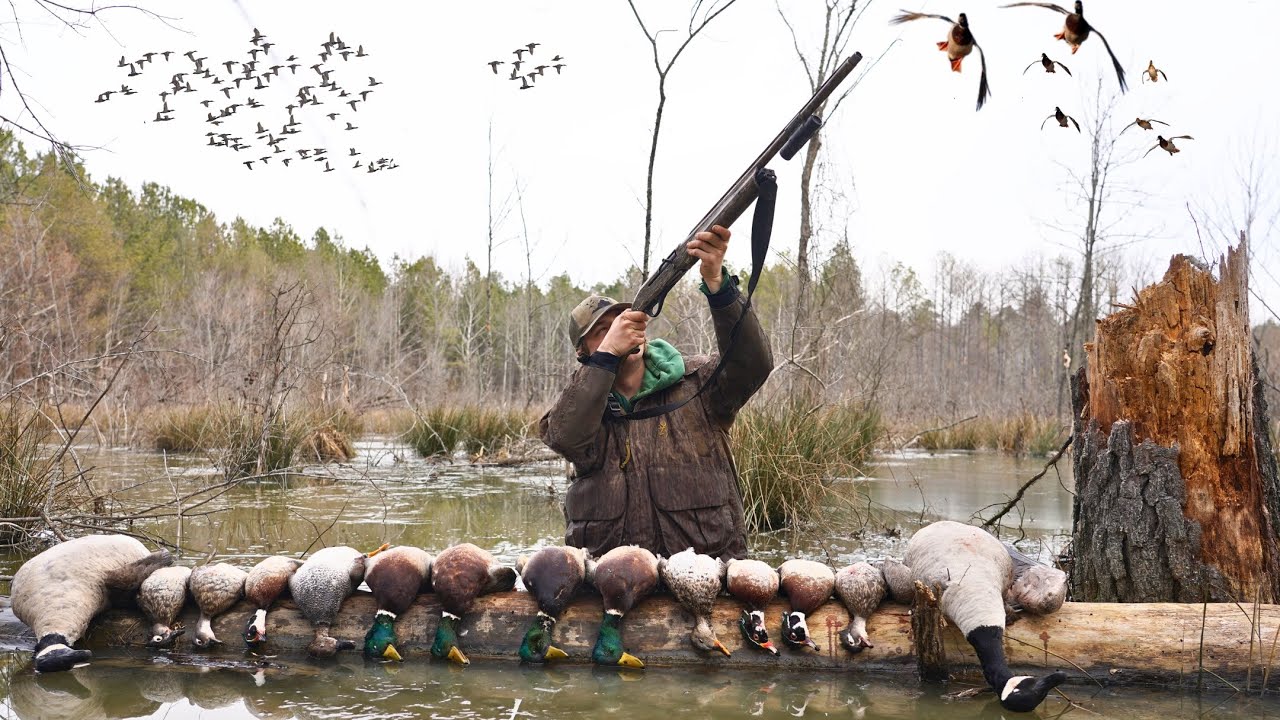 THREE HOURS Of East Coast Duck Hunting (Never Before Seen Hunts) - YouTube