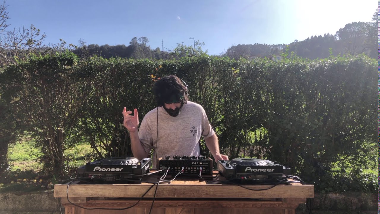 Richi Risco - 11.11 Music Fest - YouTube