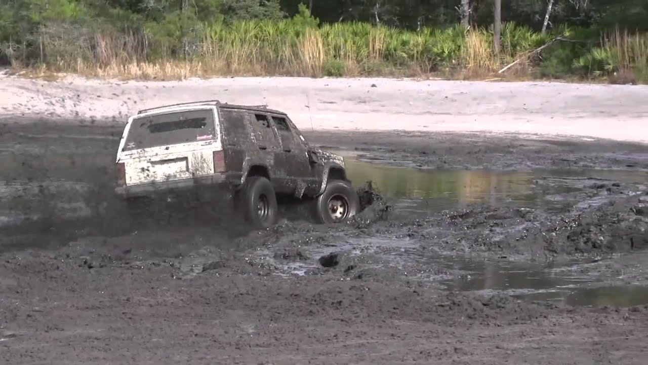 Jeep Mudding in Apopka Florida - YouTube