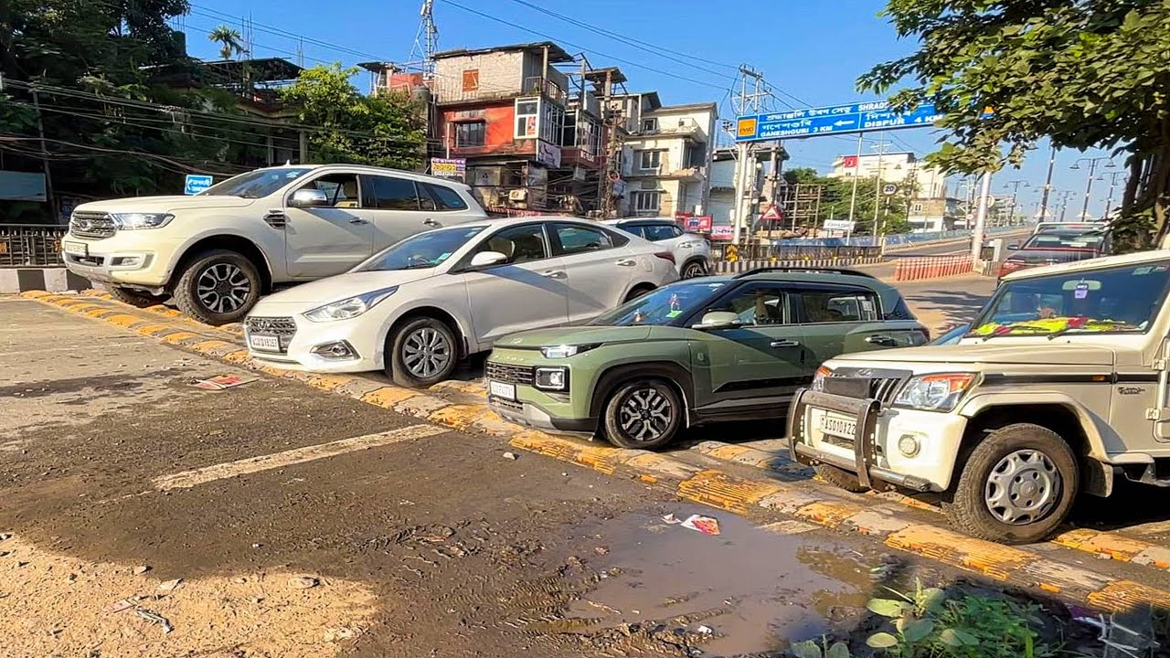 How people drive over Speed Breakers #car - YouTube