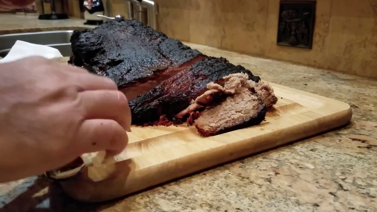 Smoked Beef Brisket on a Smoke Hollow w/Mods (Backyard Griller) - YouTube