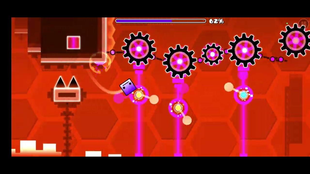 low quality geometry dash :] - YouTube