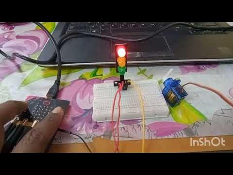 Microbit - Traffic Light with Servo Motor - YouTube