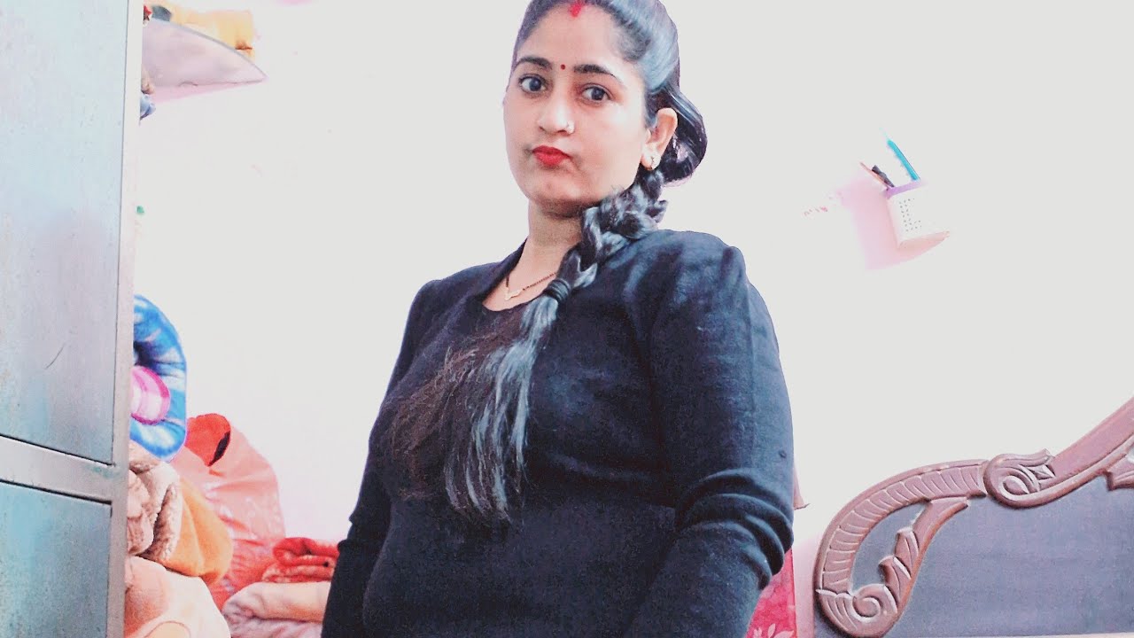 anshika actor is live - YouTube
