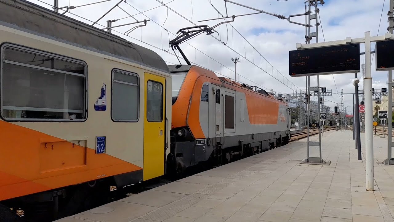 Alstom E-1419 assurant Al Atlas N°110, départ de Casa Voyageurs. - YouTube