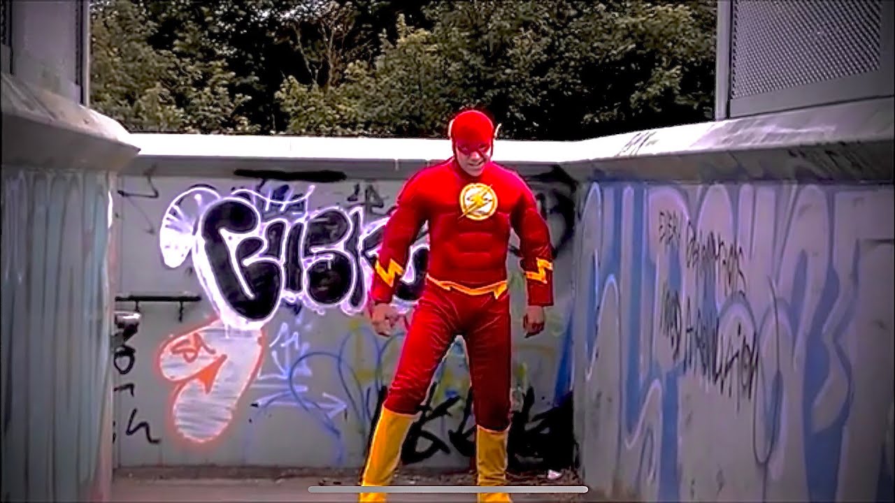 THE FLASH RACE AGAINST TIME - YouTube