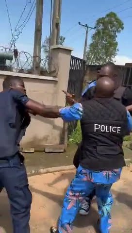 Police Officer Caught on Camera Assaulting a Civil Defense Officer ...