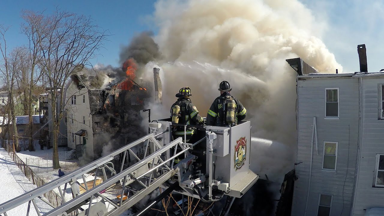 FIREGROUNDIMAGES March 2015 Aerial Showreel - YouTube