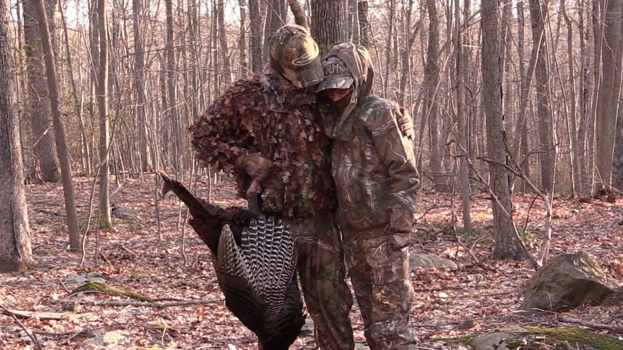 PERFECT State Land Father Daughther Youth Turkey Hunt - YouTube