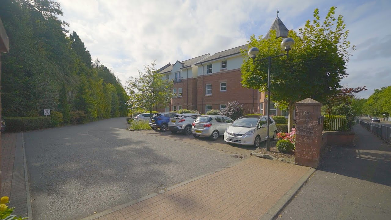 Flat 66 Castle Court, Blantyre Road, Bothwell, G71 8PD - YouTube