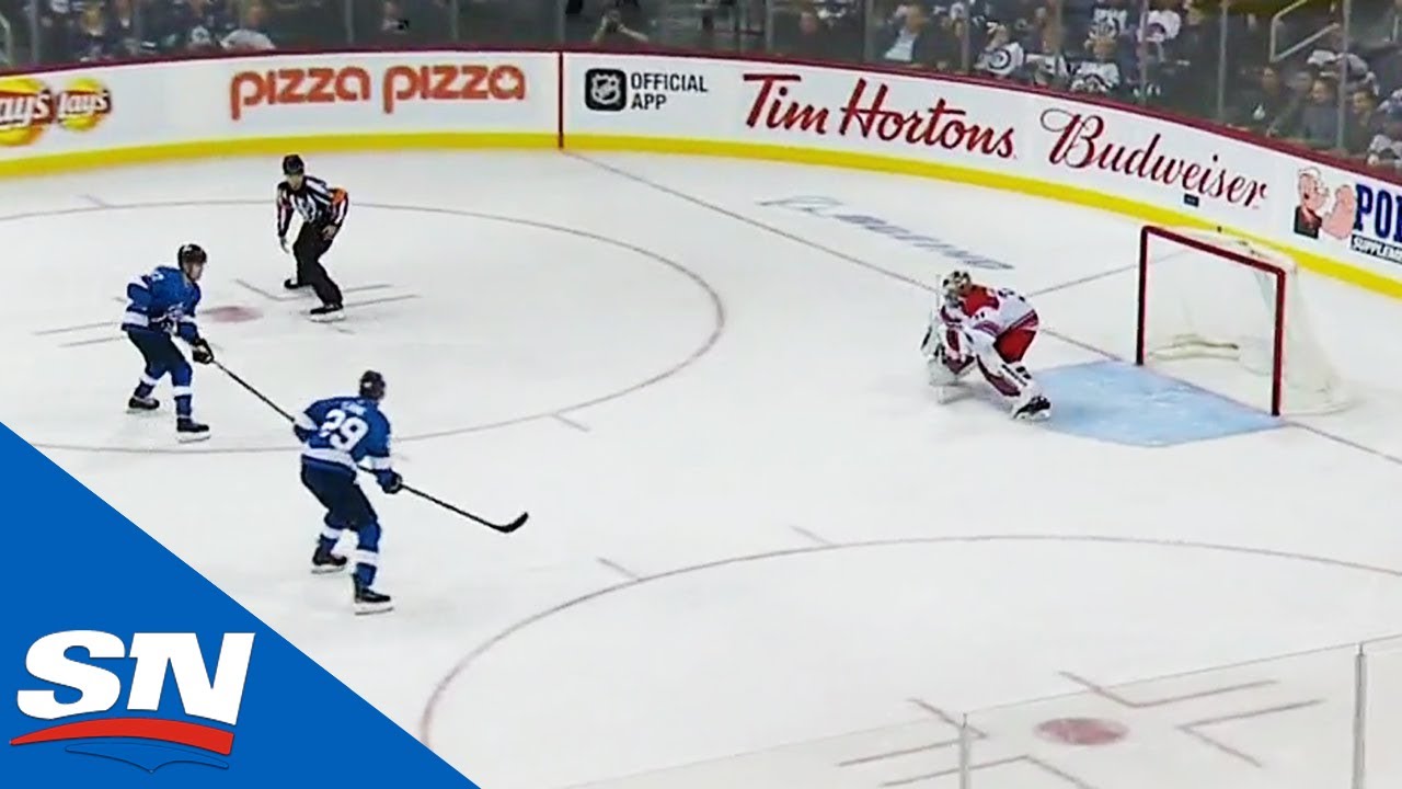 Petr Mrazek Makes Great Save To Turn Back Winnipeg Jets’ 2-on-0 - YouTube