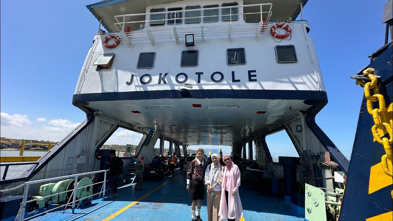 PELABUHAN KAMAL BANGKALAN KAPAL Ferry Joko Tole terkini Madura Surabaya mampir Bebek Sinjay ...