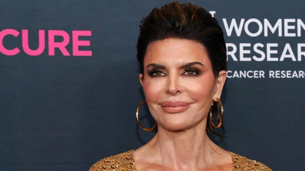 19 Shocking Lisa Rinna Facts That Will Leave You Amazed! 😱🌟 # ...
