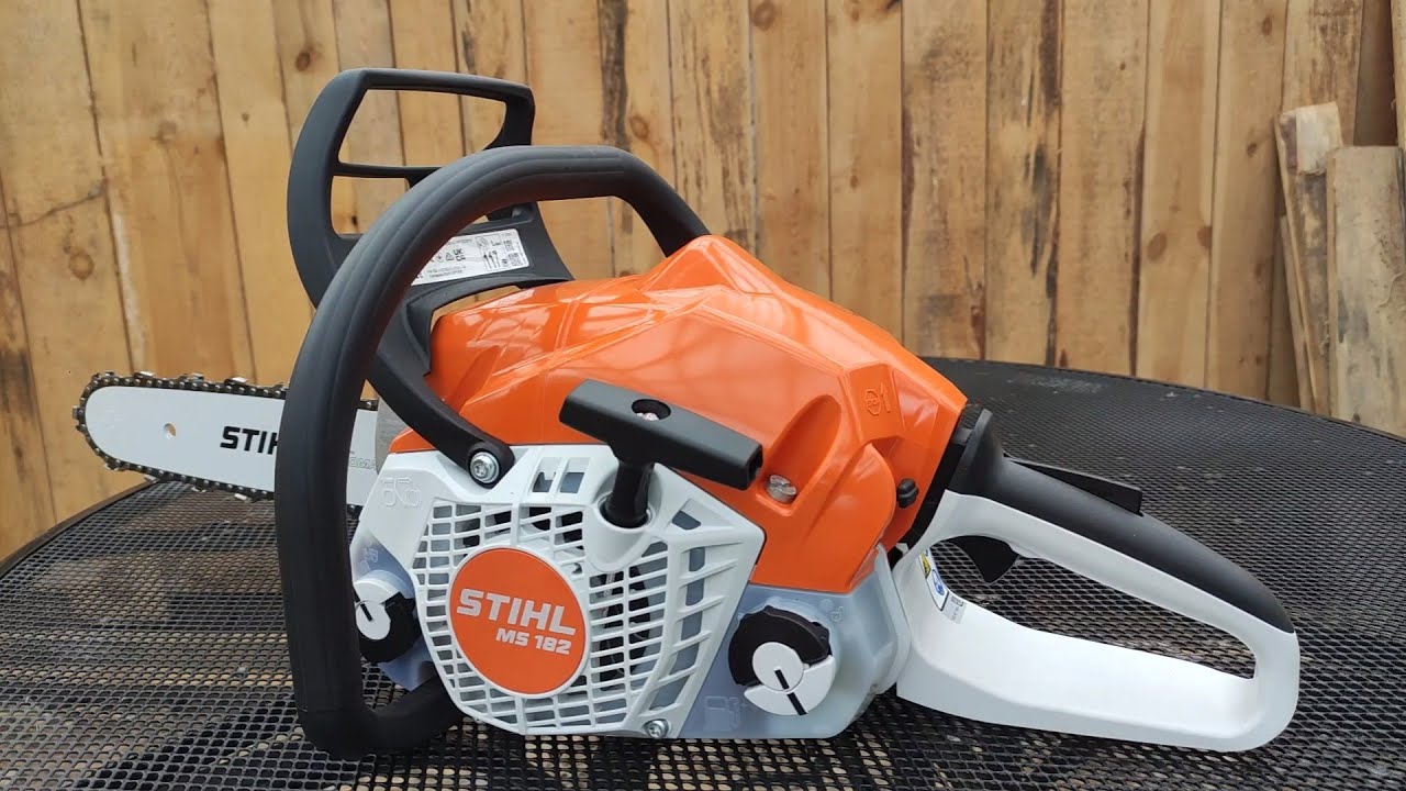 Stihl ms182, nowość, inna konstrukcja niż poprzednik ms181 - YouTube