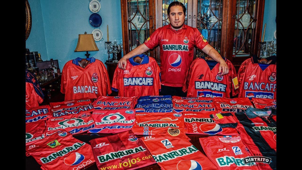 El fanático más apasionado de los Rojos de Municipal - YouTube