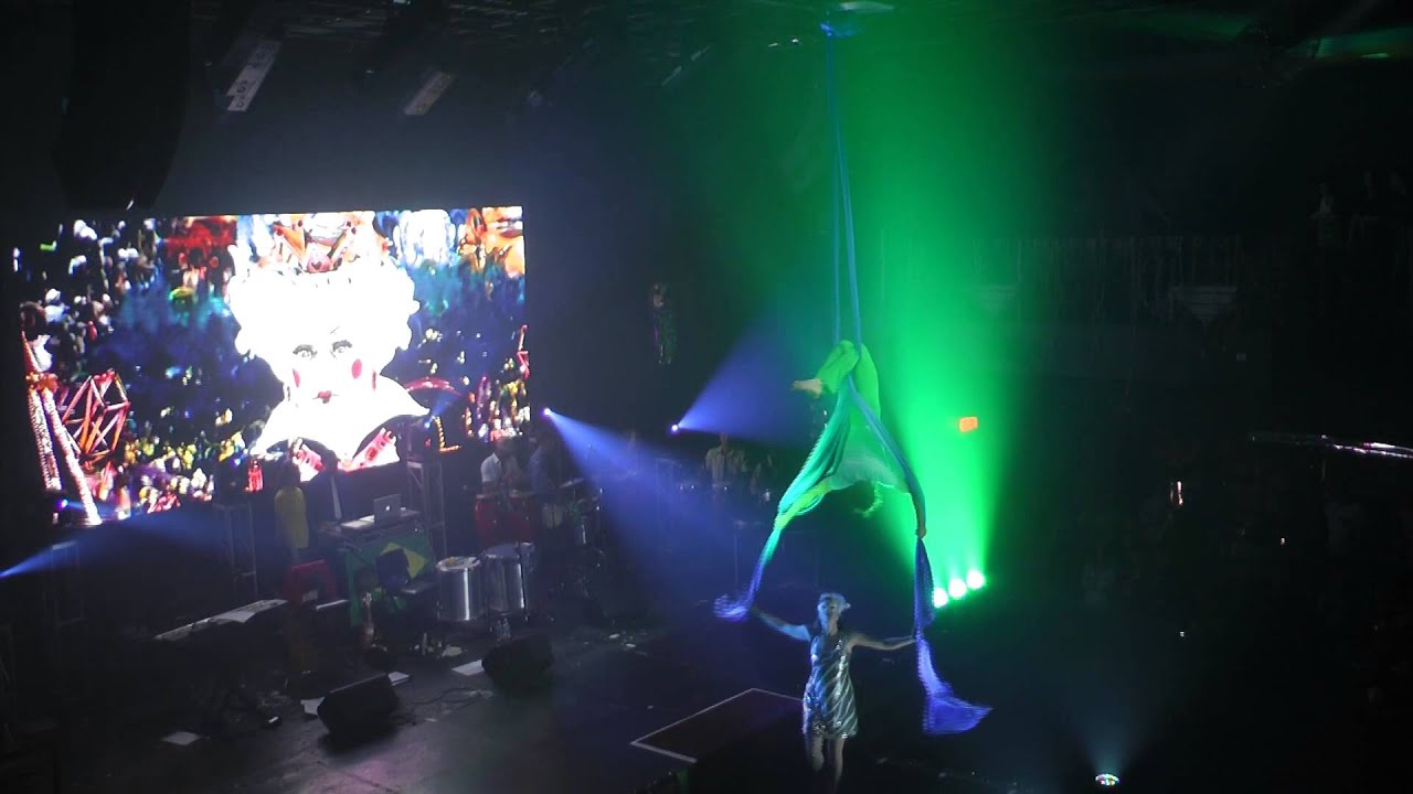 houston carnaval 2014 adam skidmore (aerial fabric), katie giles ...