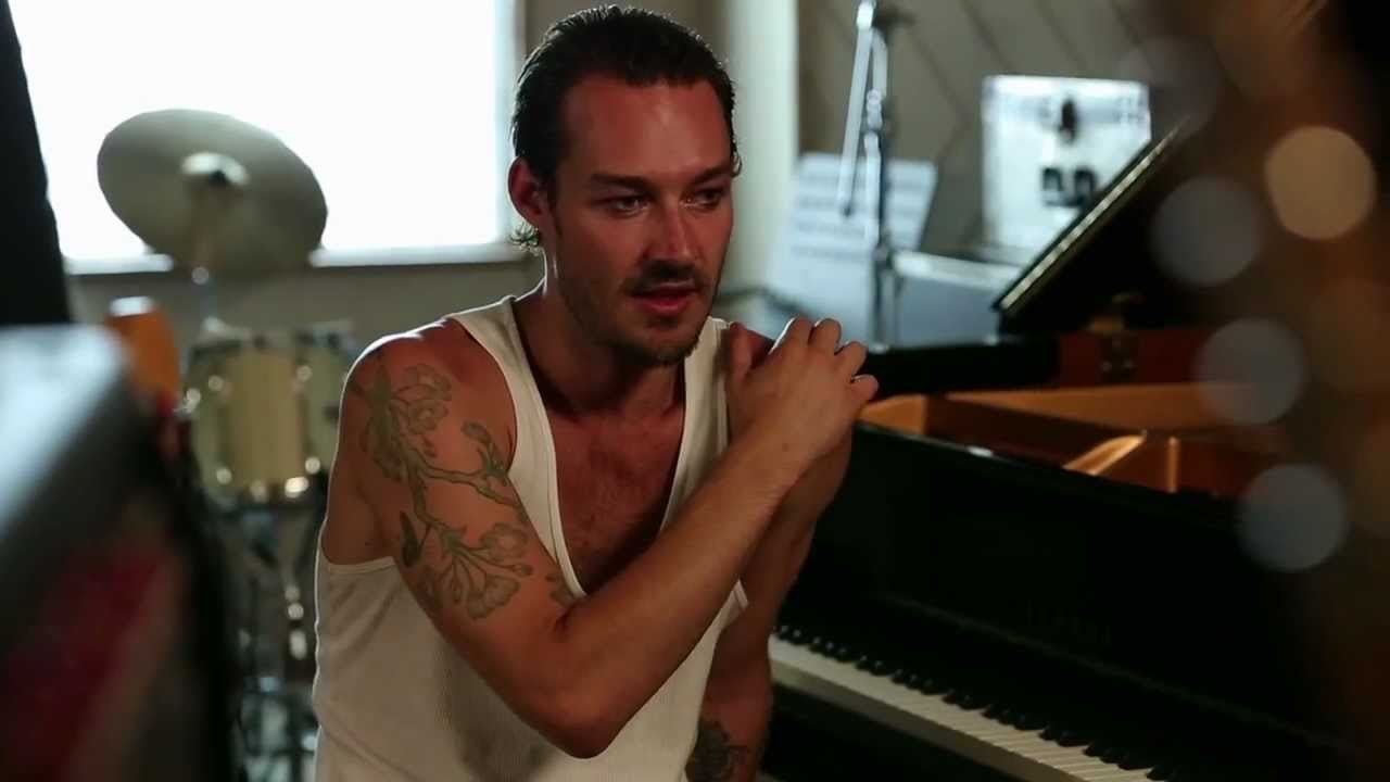 Qantas SOYA Music Workshop - Daniel Johns & Lee Groves - YouTube