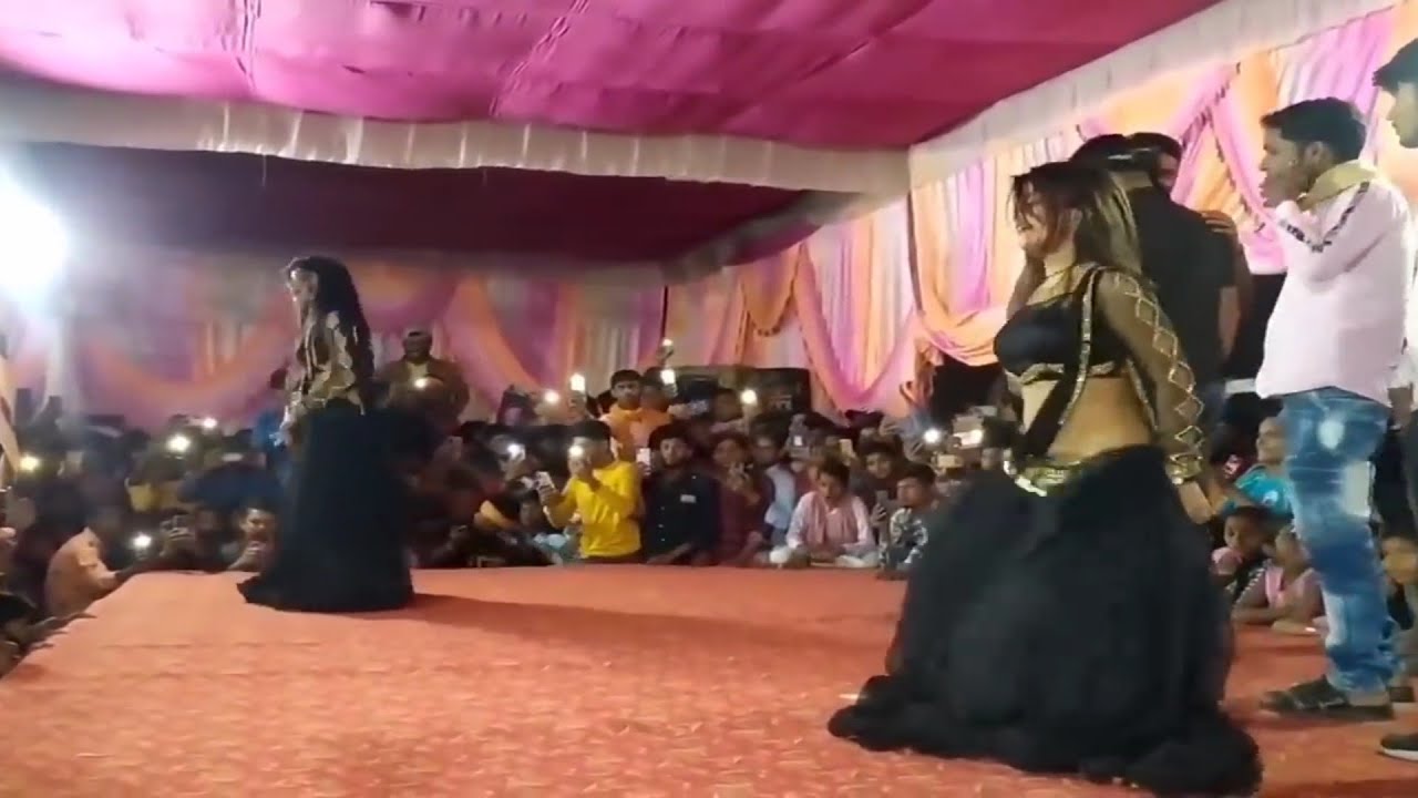 Mahi manisha hot dance video - YouTube