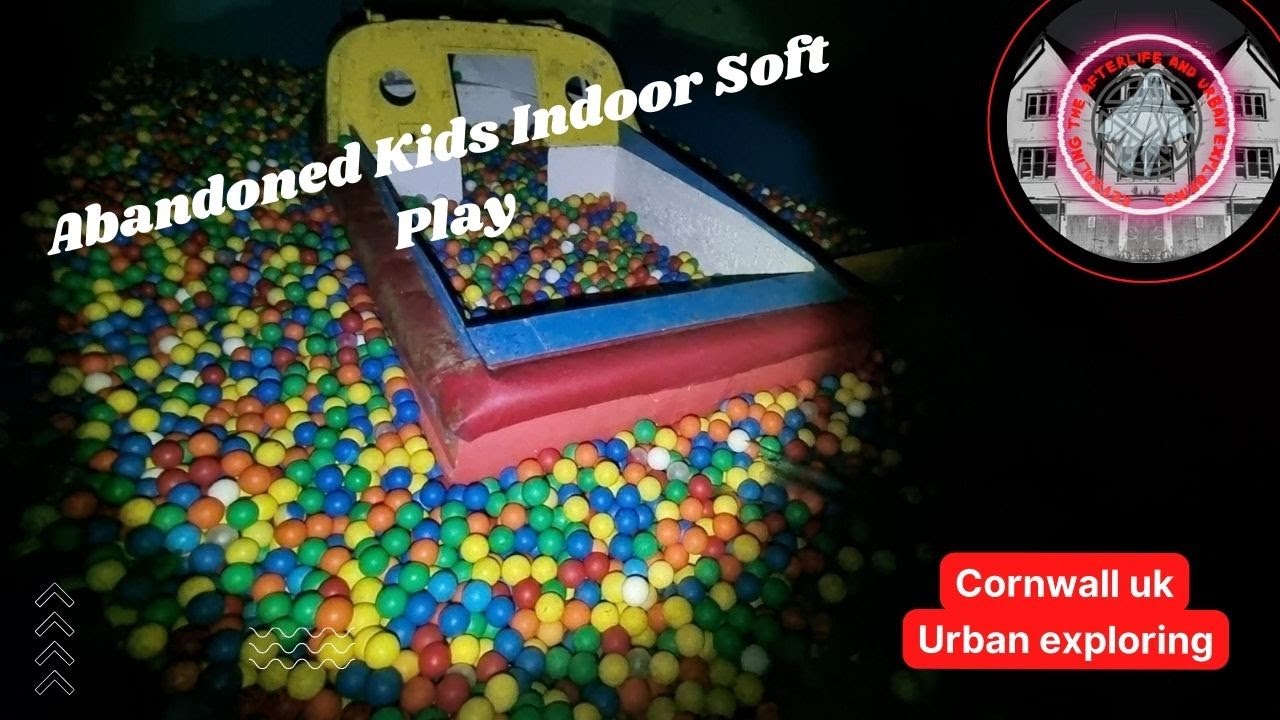 Abandoned kid's indoor soft play - YouTube