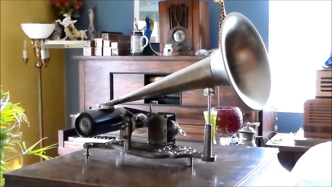 Puck Phonograph Demonstration - YouTube