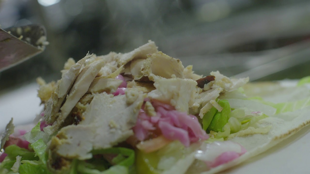 Food Lovers Savour the Flavours of Downtown Carleton Place - YouTube