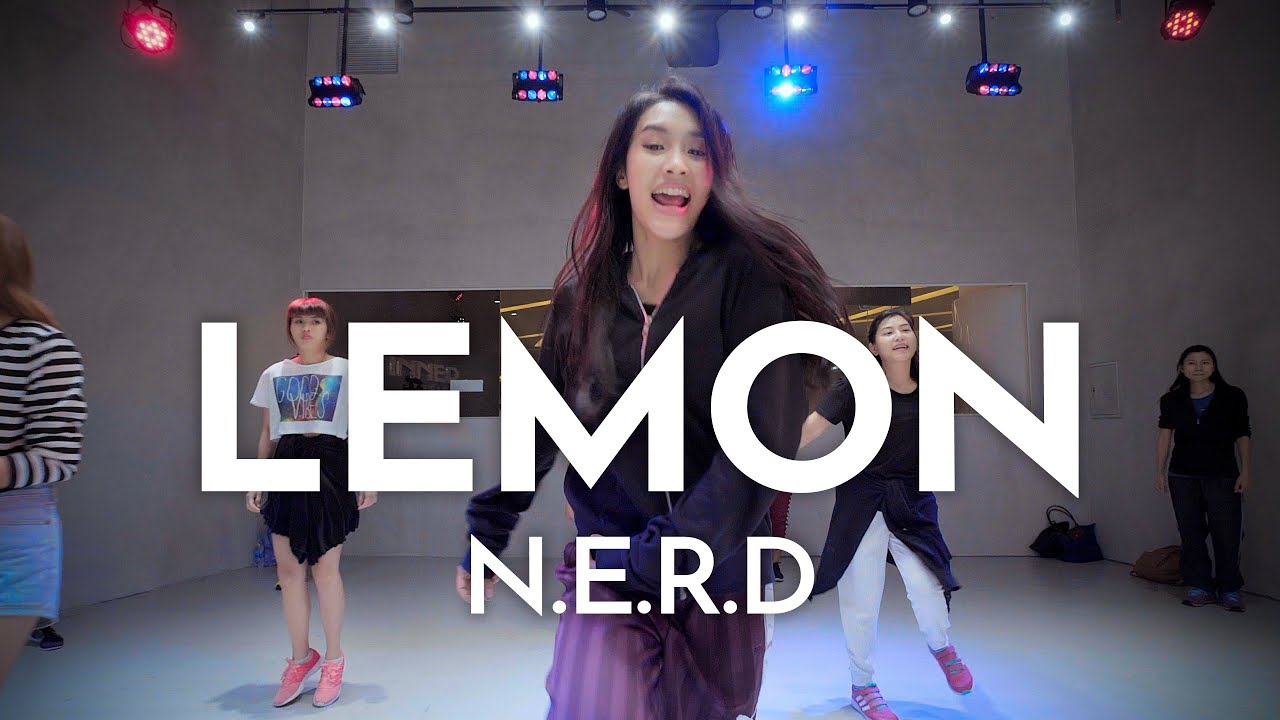 คลาสเต้นออกกำลังกาย - Lemon - N.E.R.D Feat. Rihanna - YouTube