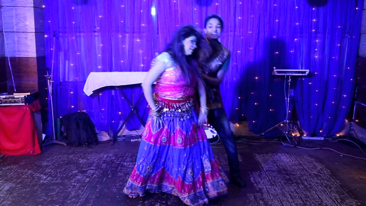 Kine De Reshmi churi - YouTube