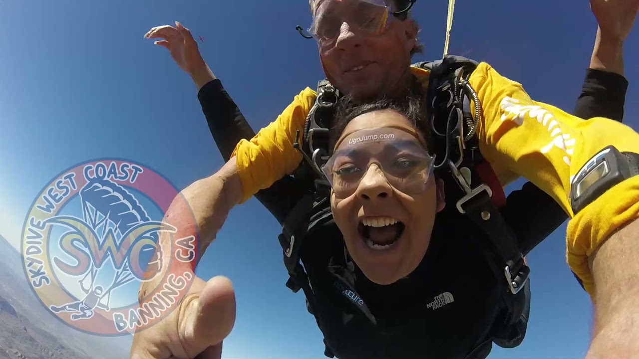 Karla Mariscal's cool adventure at Skydive West Coast REALITY - YouTube