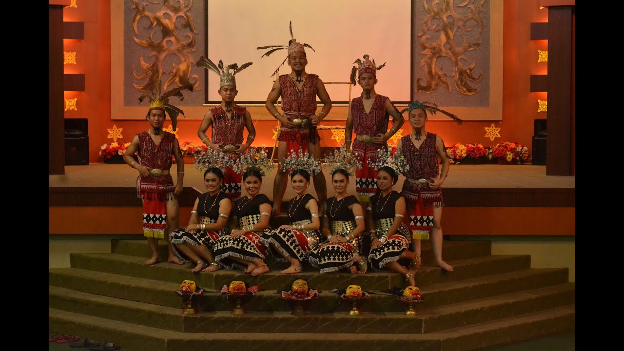 Tarian Etnik Iban : Ngajat Naku Antu Pala, IPG Kampus Rajang || Tempat ...