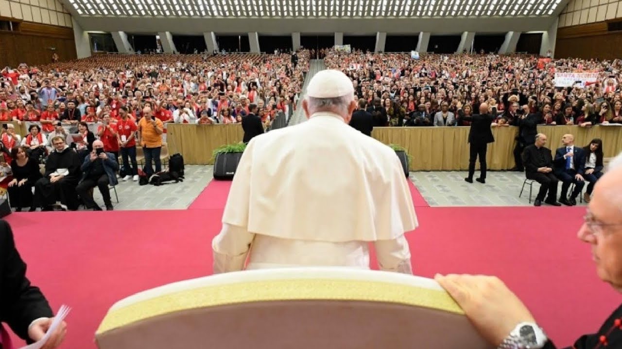 MWAIPOPO AWAONYA MAASKOFU - YouTube