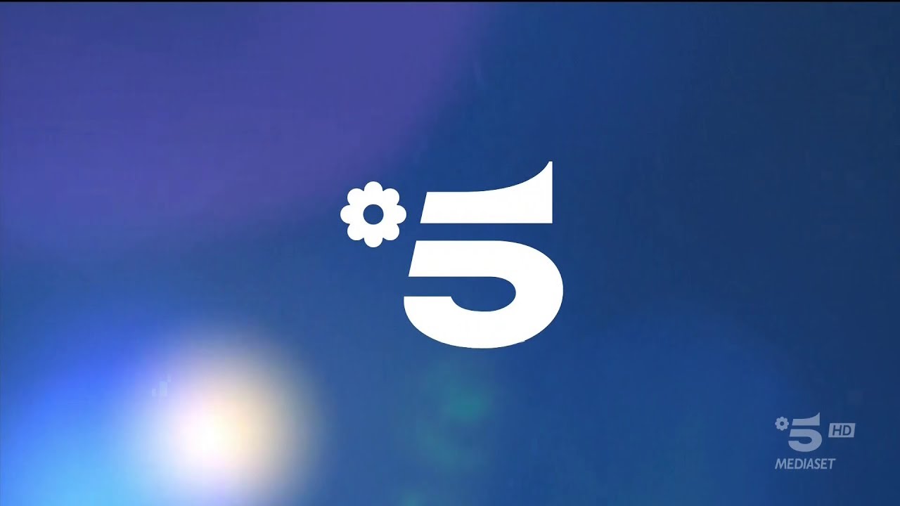 Raccolta bumper Canale 5 - YouTube