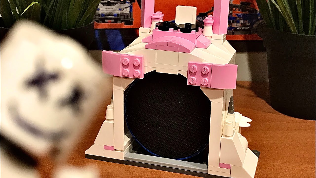 Custom Lego Marshmello Speaker Holder - YouTube