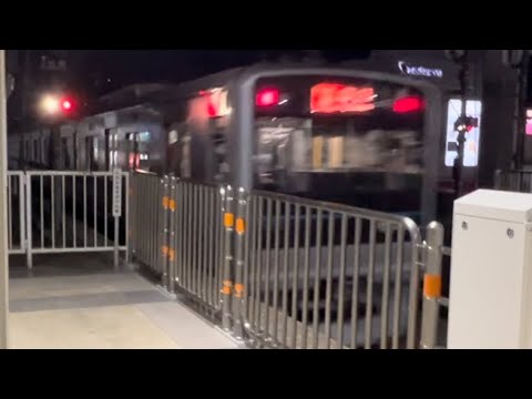 小田急3000形3081F 町田駅発車 - YouTube