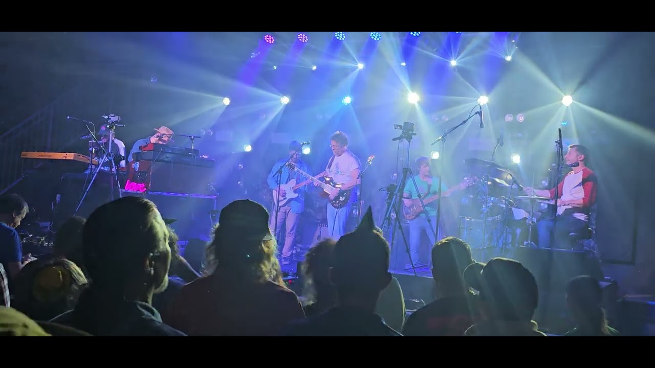 Neighbor with special guest Vic DeRobertis and Mark Munzer - YouTube