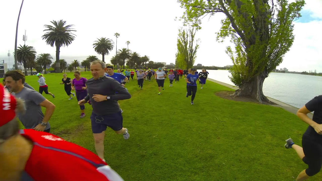 The Start: Albert Park Melbourne parkrun # 96 - YouTube