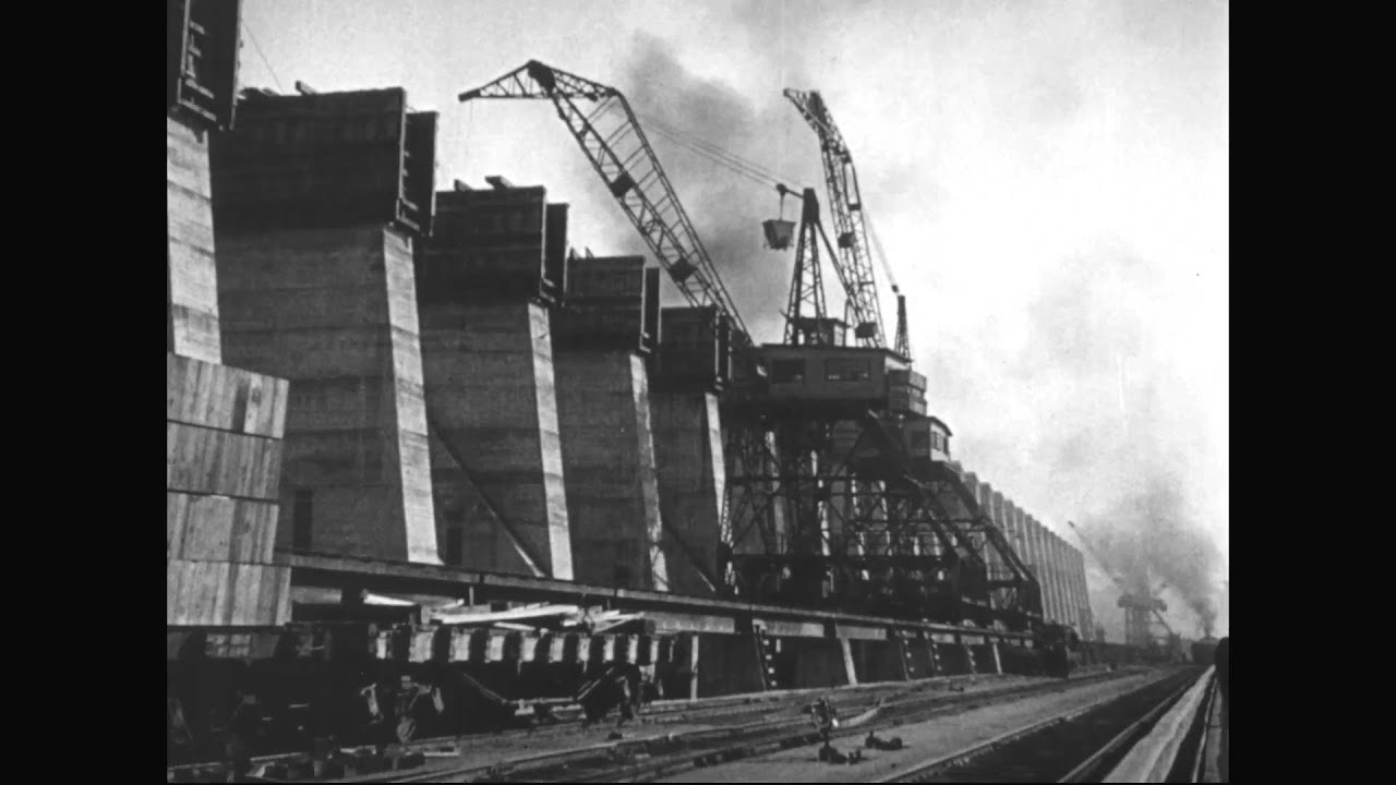 Construction of Wilson Dam, Muscle Shoals, Alabama - YouTube